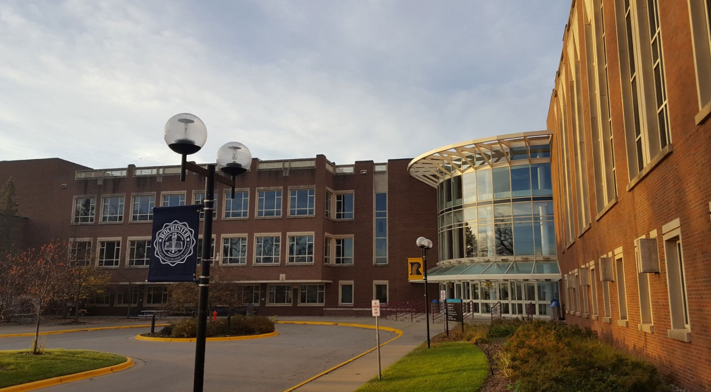 30 Accredited Medical Assisting Programs Online